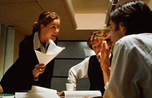 What Makes a Good Manager? How to Become More Respected in the Office ...